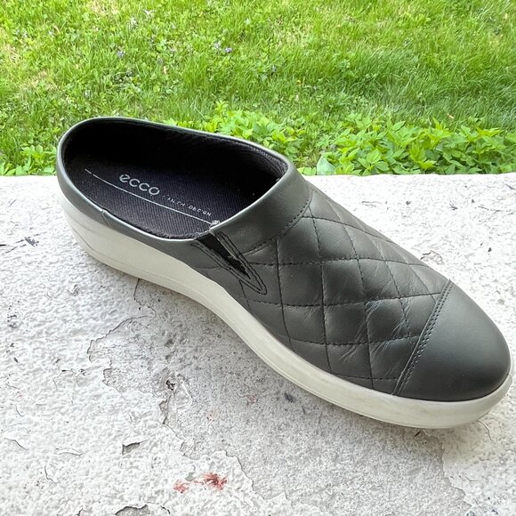 Ecco | Shoes | Ecco Chelsea Boot Soft 9 Li Quilted Gray Metallic Mules ...